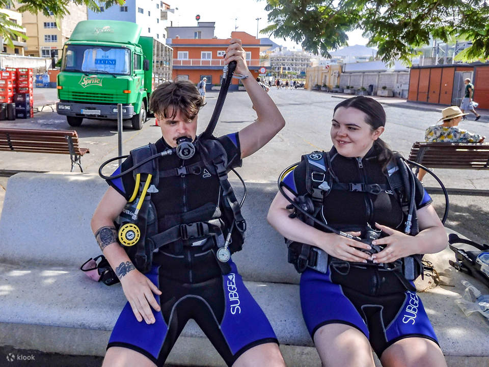 PADI ReActivate Scuba Refresher in Canary Islands with PADI 5 Star IDC ...