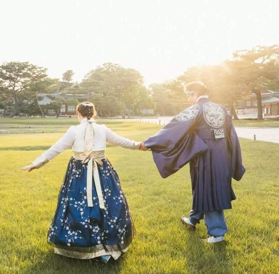 Hanokhanbok - Near Gyeongbokgung Palace, Bukchon Hanok Village ...
