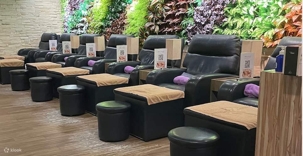 New Taipei Ba Fang Yue Foot Reflexology Center requires phone ...
