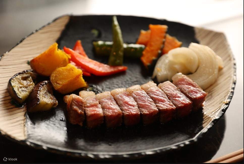 Teppanyaki Kobe Beef Asakusa, Pisau Wagyu, Tokyo Asakusa/Nishi-Shinjuku ...