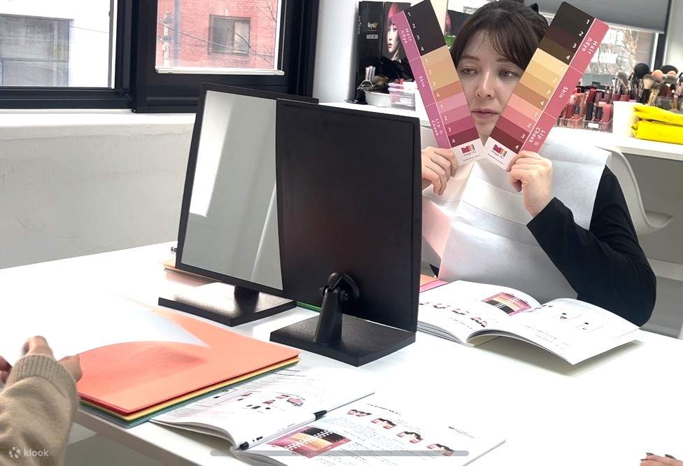 Hongdae Personal Color One Day Make-up Class - Klook