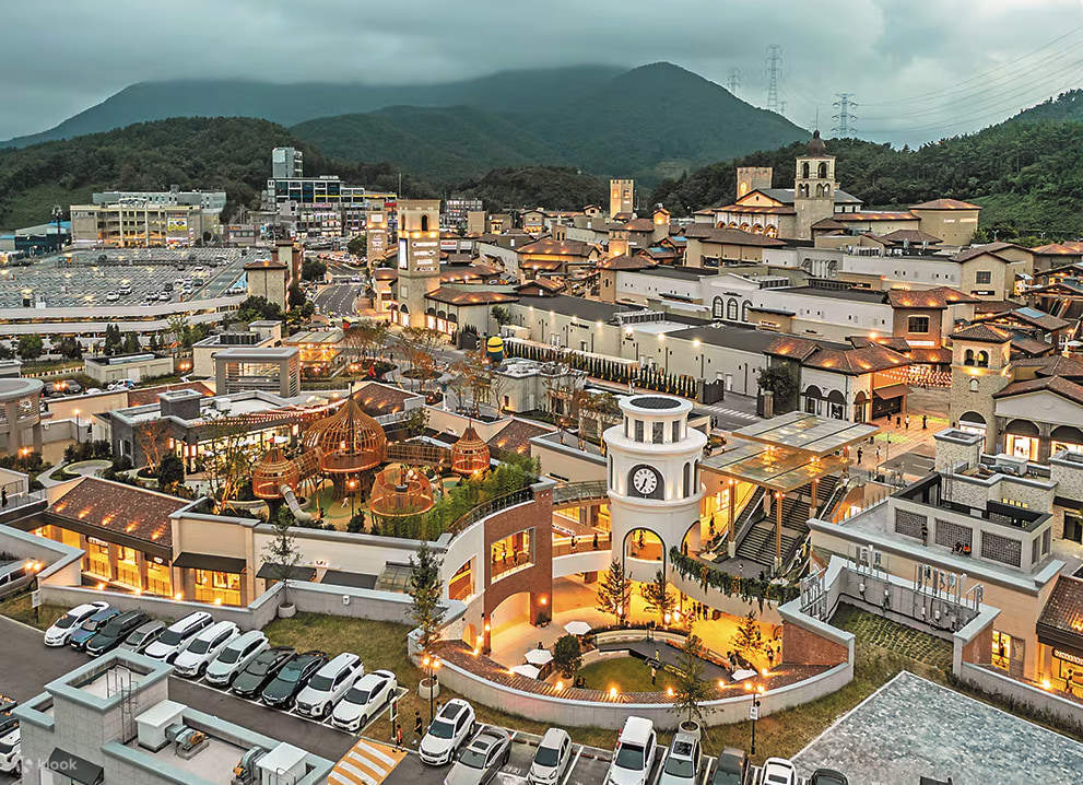 Busan Premium Outlets Half-Day Small Group Shopping Tour - Klook Singapore