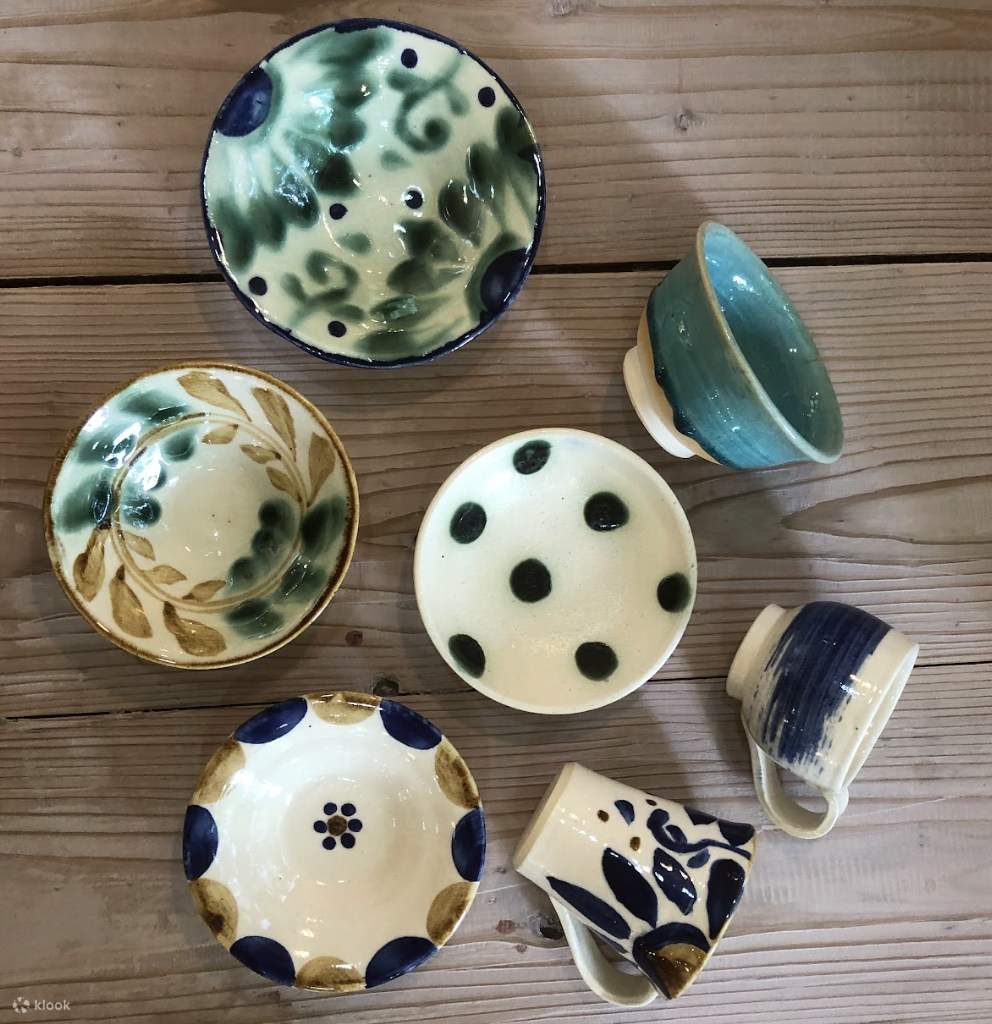 Yachimun pottery making experience for non-Asian foreigners - Klook ...