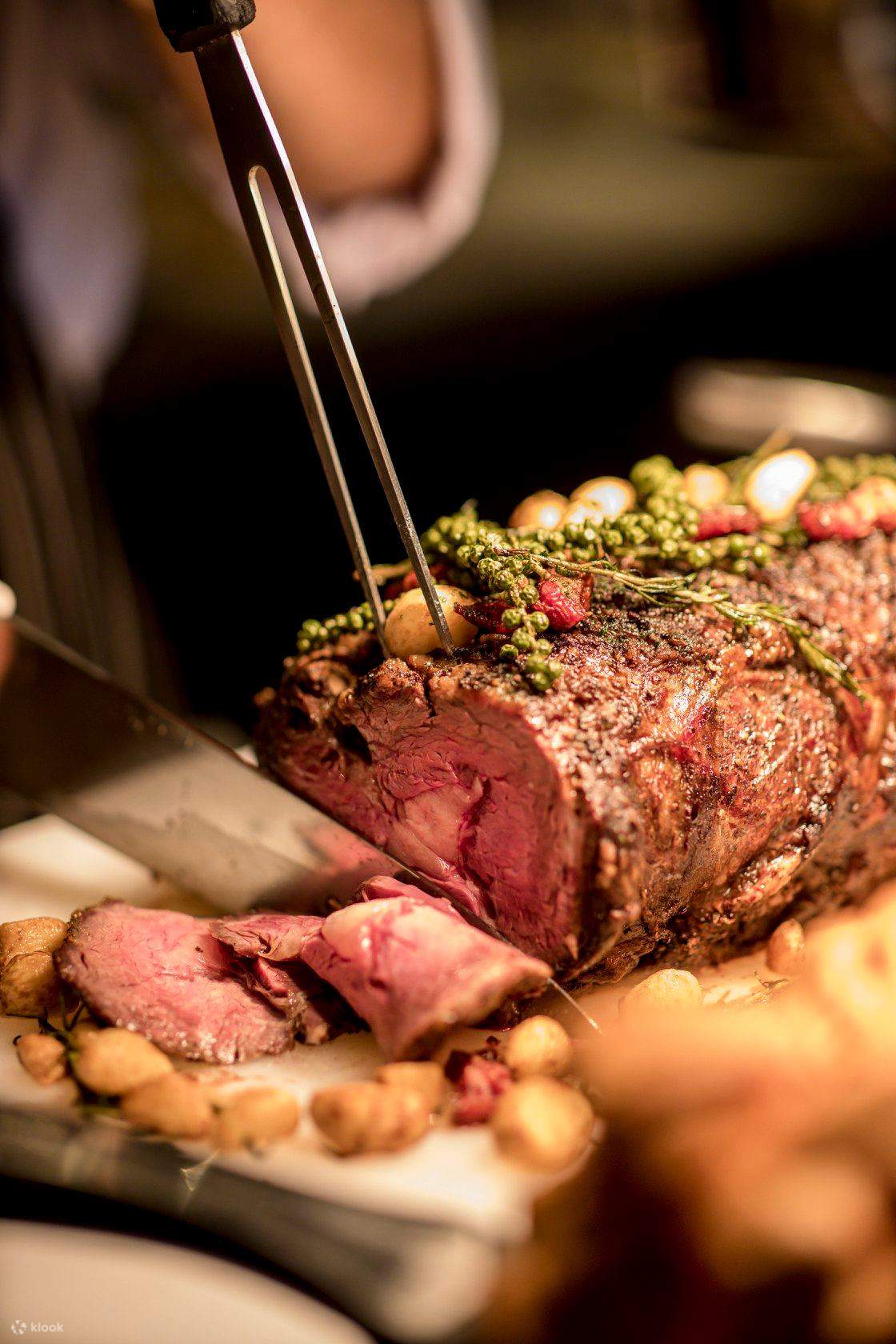 Sunday Brunch at NEXT2 Café at Shangri-La Hotel Bangkok