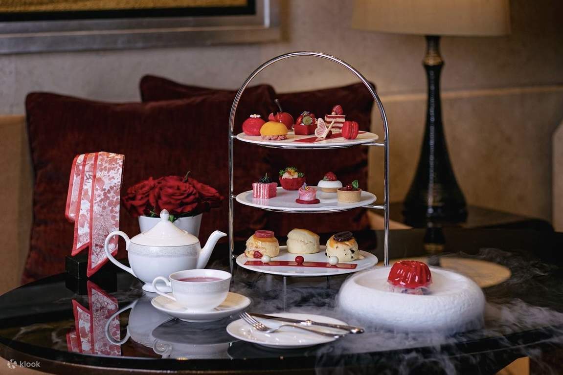 1897 Lounge Afternoon Tea in Siam Kempinski Hotel