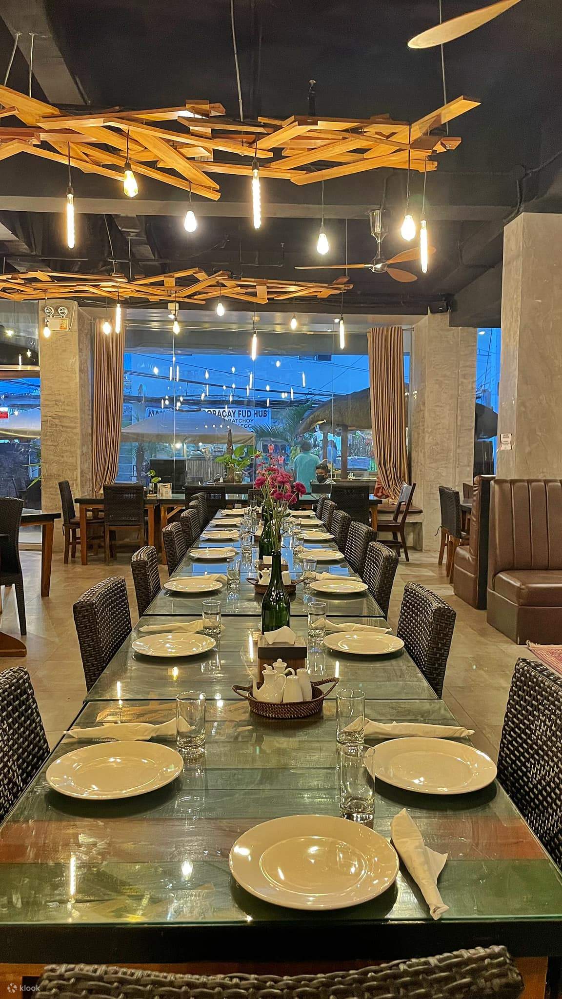 Aloha Boracay Island Grill F&B Offers