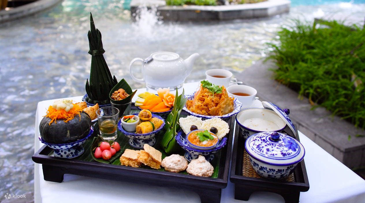 Cash Voucher and Set Meals at Miss Siam in Hua Chang Heritage Hotel ...