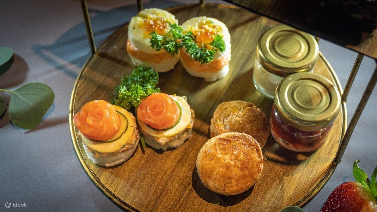 Three Monkeys Restaurant in Phuket - Klook Singapore Singapore