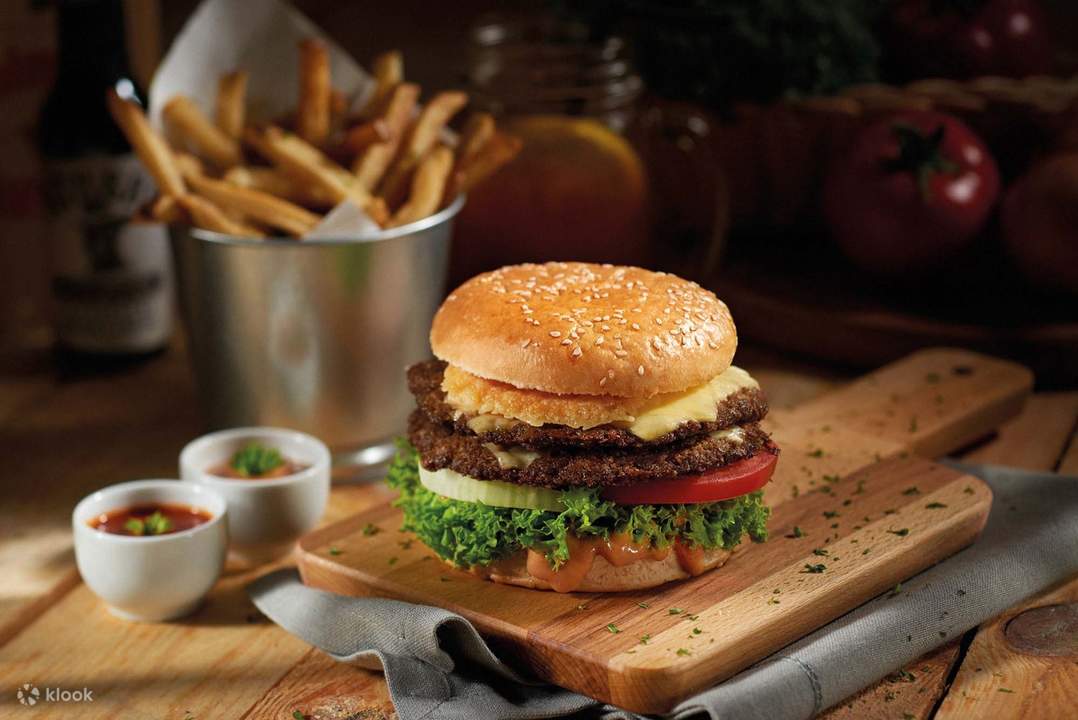 Harley's Burger and Roaster, Damansara City Mall Cyberjaya - Klook客路 中国