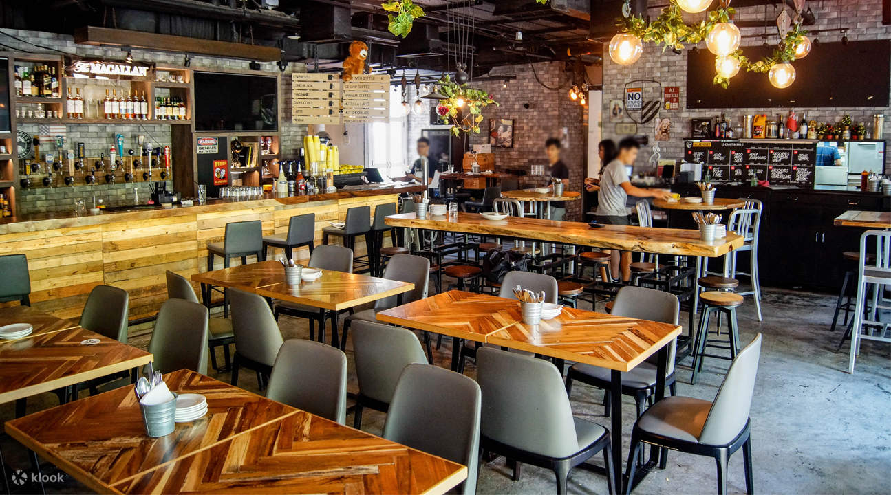 The Armoury di Bugis; Singapura