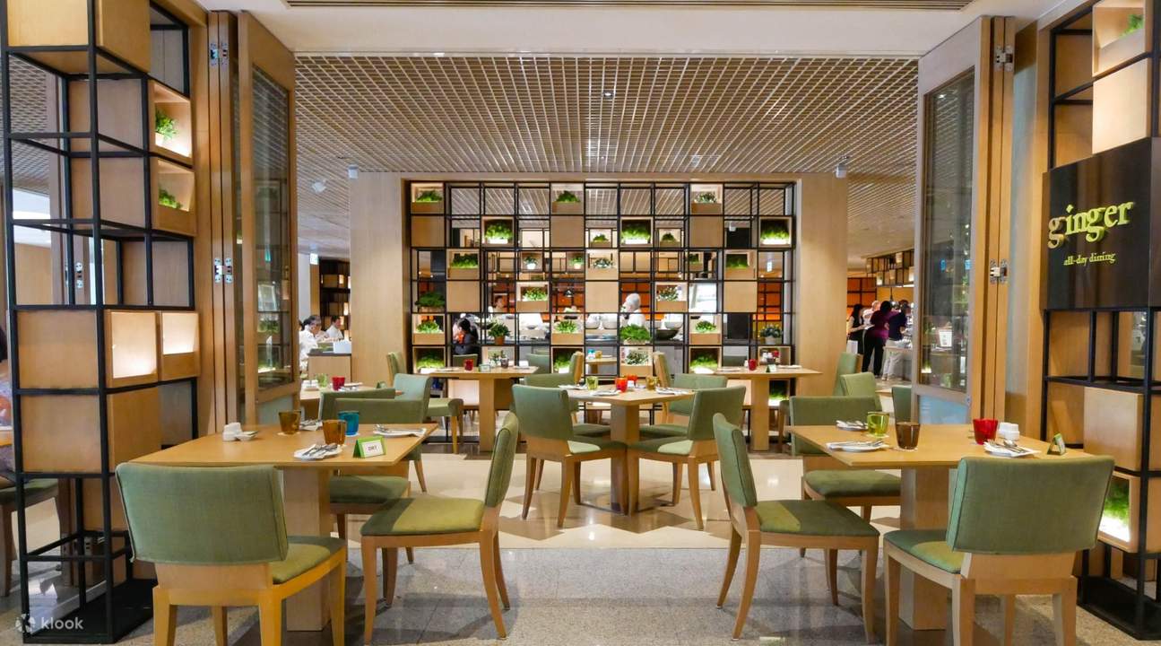 Buffet at Ginger All-Day Dining at Holiday Inn Bangkok