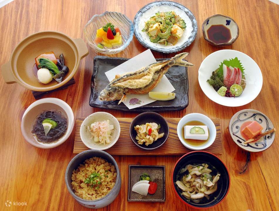 Okinawan Course Meal with Free Drinks and Shamisen Show in Okinawa, Japan
