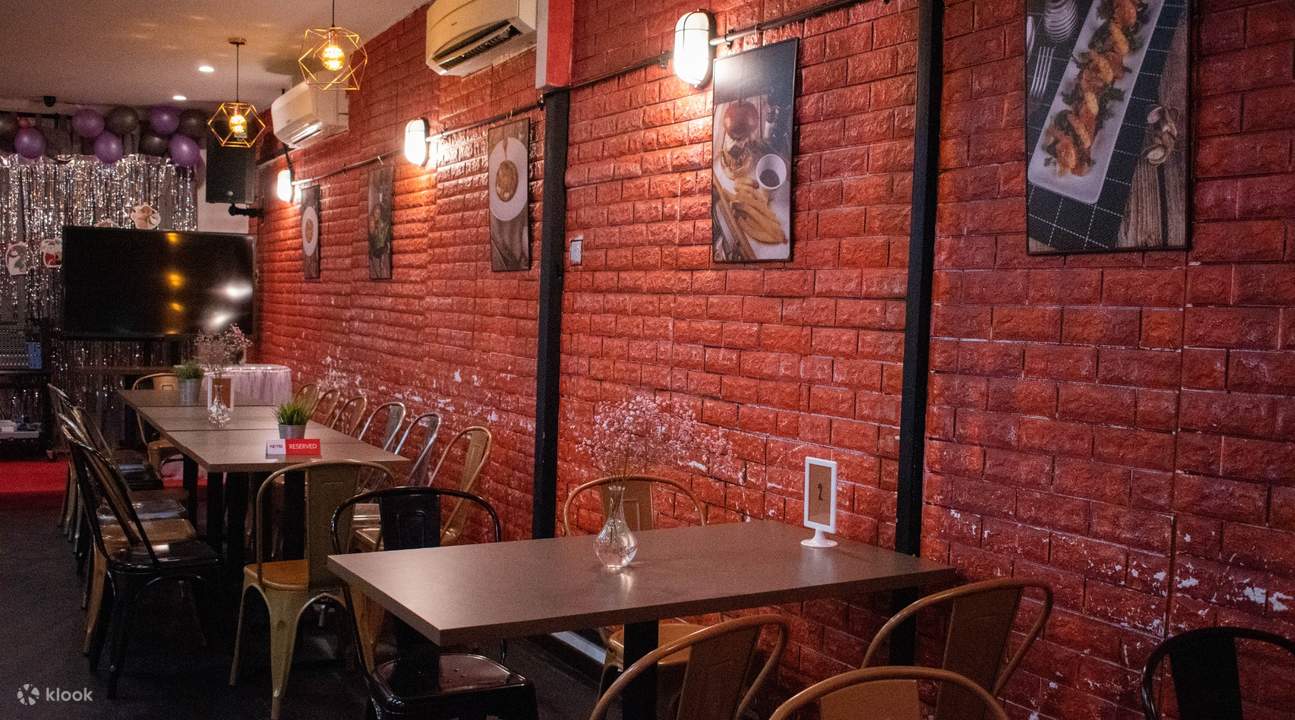 Grill Ninety Nine, Bugis