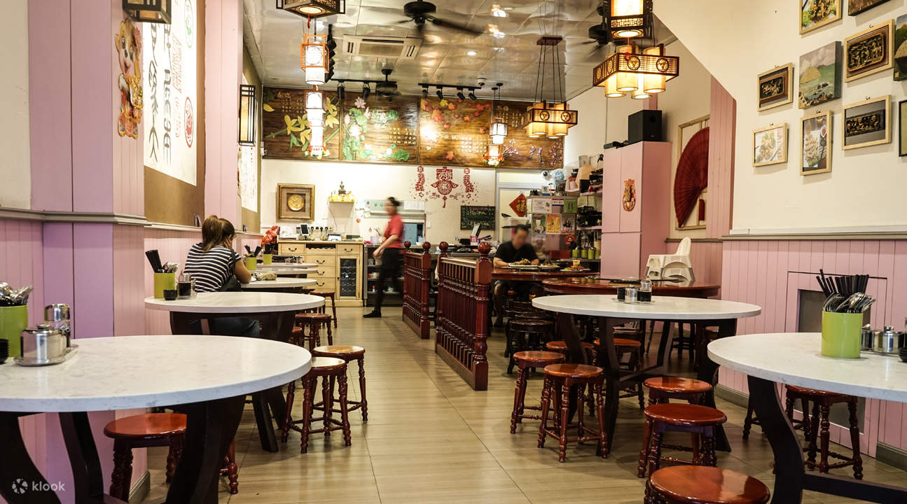 Feng Ji Chicken Rice Chicken Rice Sets in Clarke Quay, Singapore