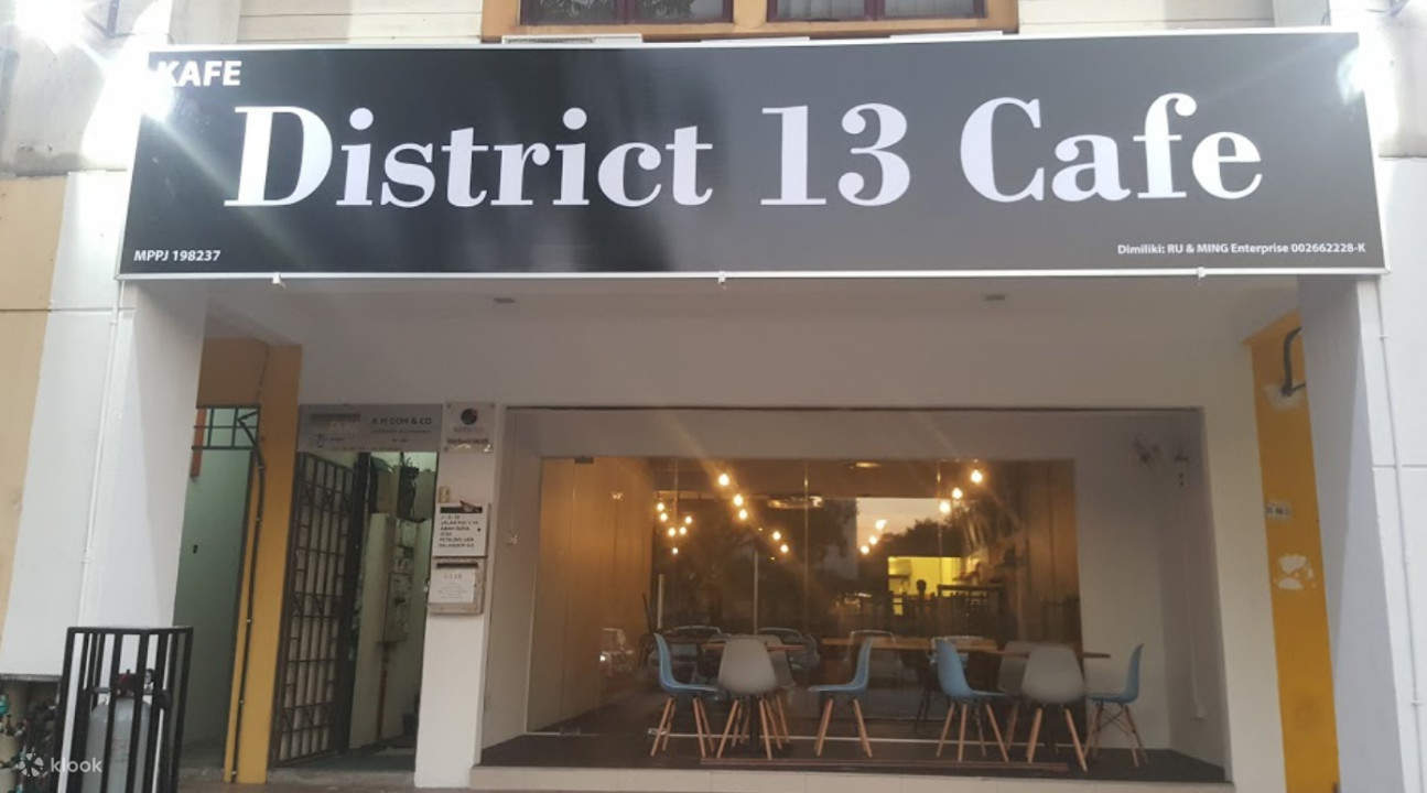 District 13 Cafe, Petaling Jaya