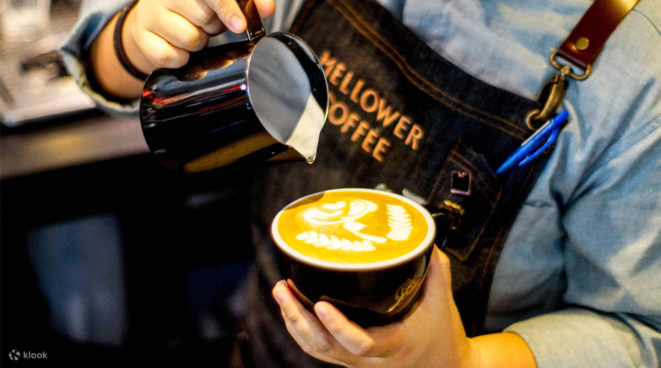 Mellower Signature Coffee and Cheesecake at Mellower Coffee in Singapore