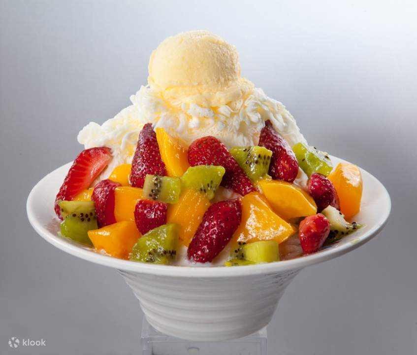 Sanxiongmei Snowflake Ice, Shilin Night Market - Klook Philippines ...