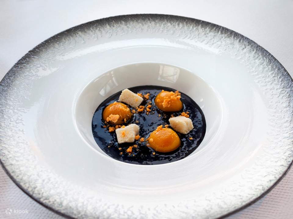 Dinner Sets at basil at Sheraton Grande Sukhumvit, Thailand - Klook ...