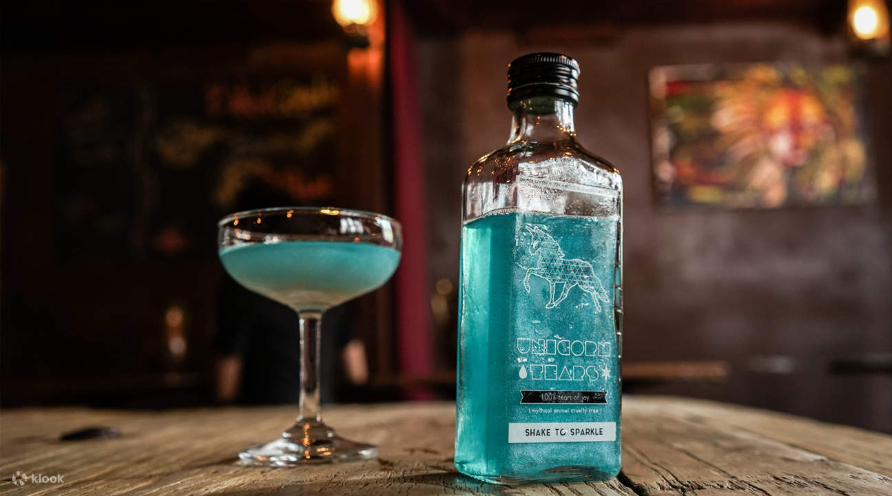 Dapper Coffee Unicorn Tears Set in Amoy Street, Singapore