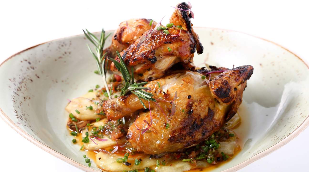 Tapas Board and Chicken Pollo Loco at UNO MAS in Centara Grand - Klook ...