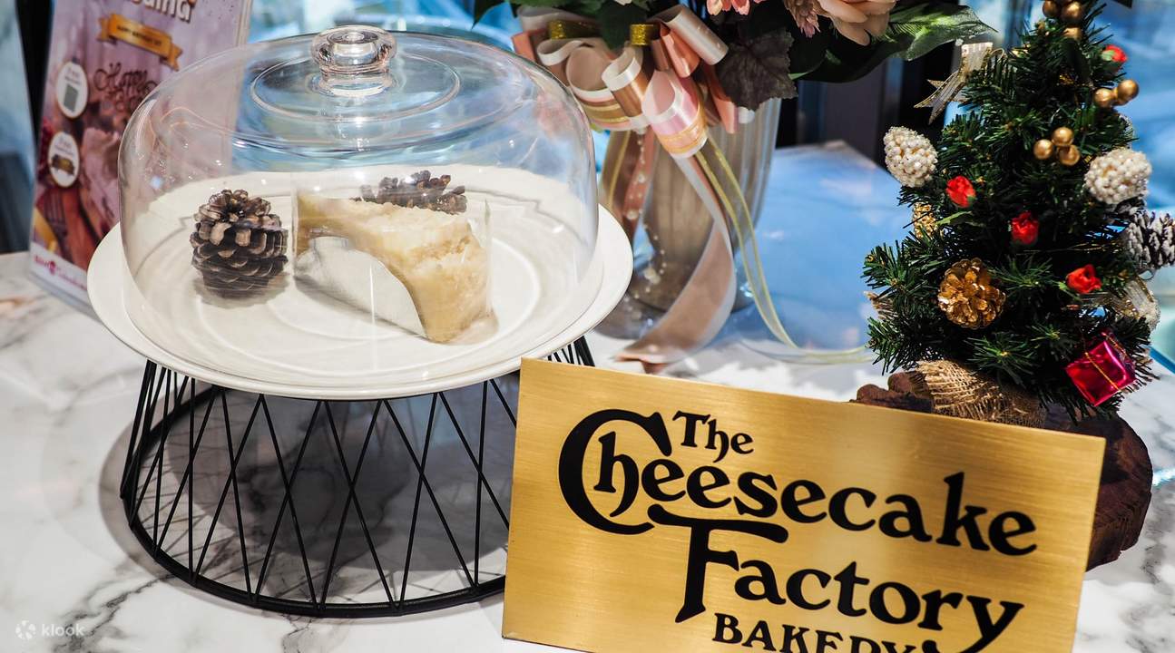 Free Classic Cheesecake at The Cheesecake Factory at ICONSIAM
