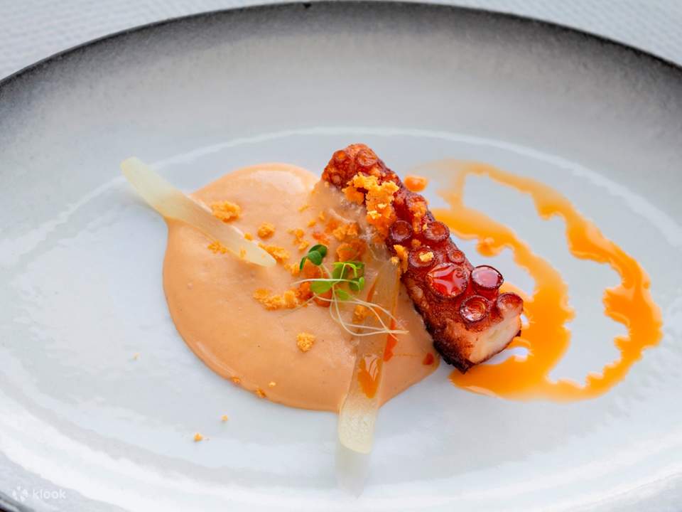Dinner Sets at basil at Sheraton Grande Sukhumvit, Thailand