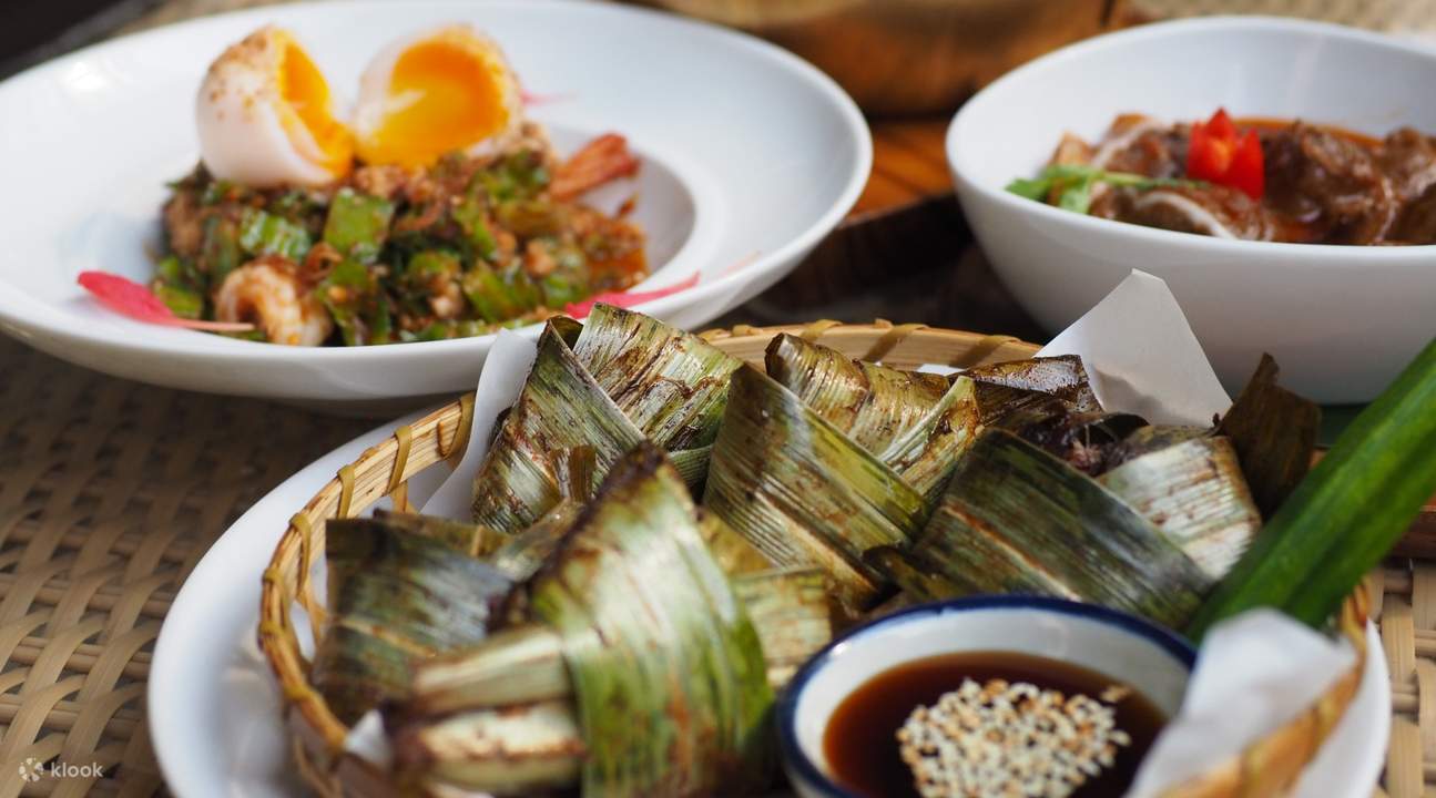 Taling Pling at Siam Paragon in Bangkok (Free Special Thai Dessert Voucher)