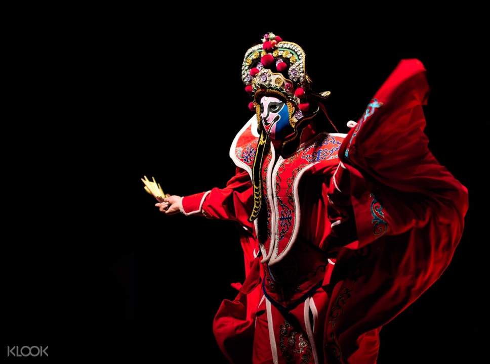 One Night in Chengdu: Sichuan Opera at Shufengyayun