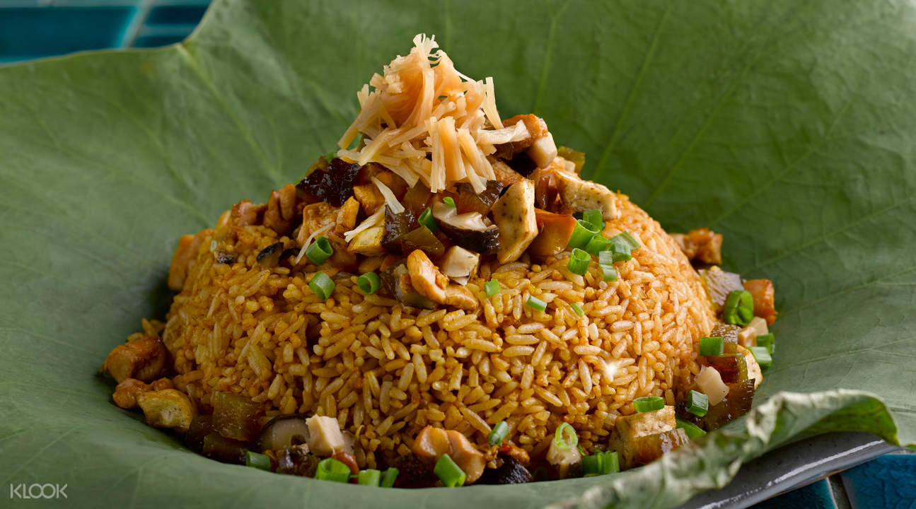 SGD100 Cash Voucher at Blue Lotus Chinese Eating House in Sentosa ...