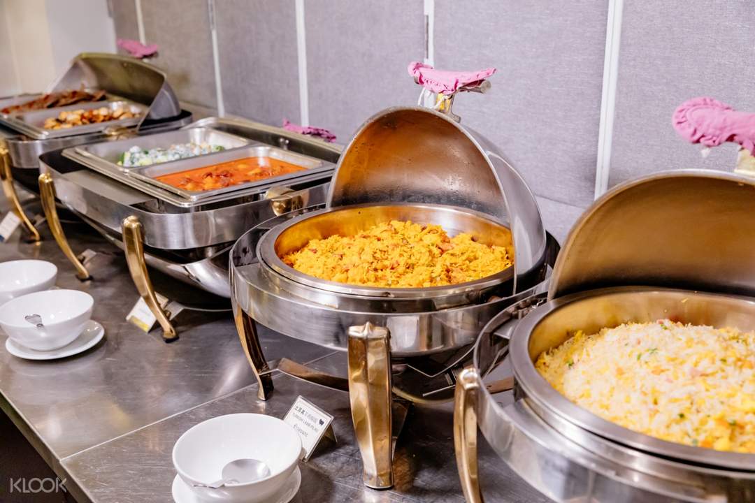 International and Seafood Delights Buffet in Baiyoke Sky Hotel's 69th Floor