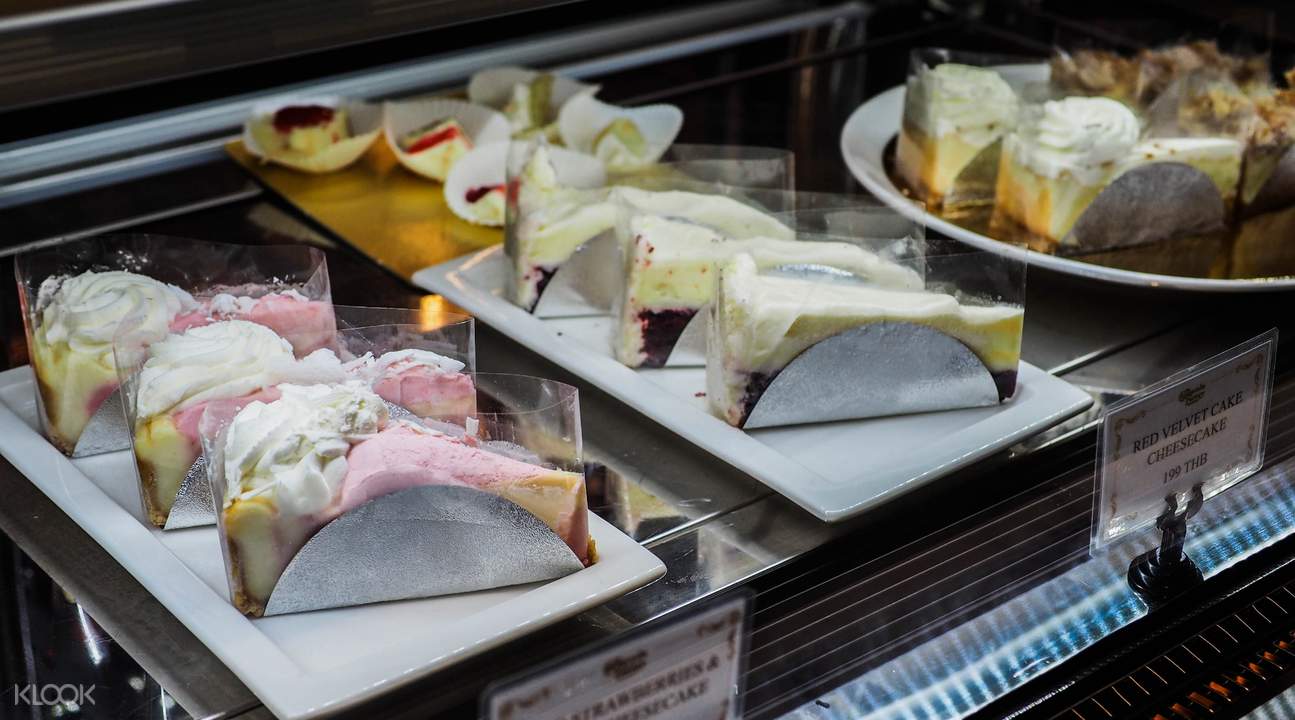 Free Classic Cheesecake at The Cheesecake Factory at ICONSIAM - Klook ...