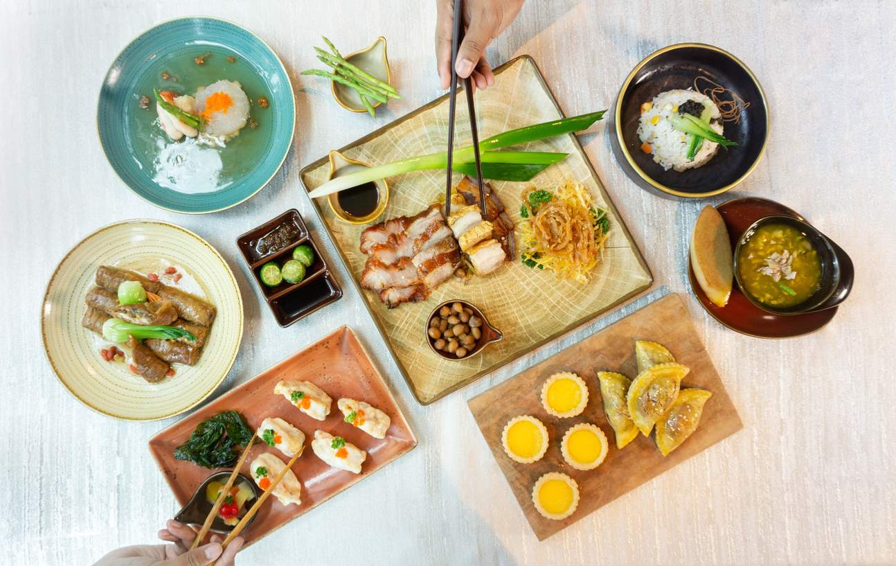 Seven Corners in Crowne Plaza Manila Galleria - Klook Philippines ...