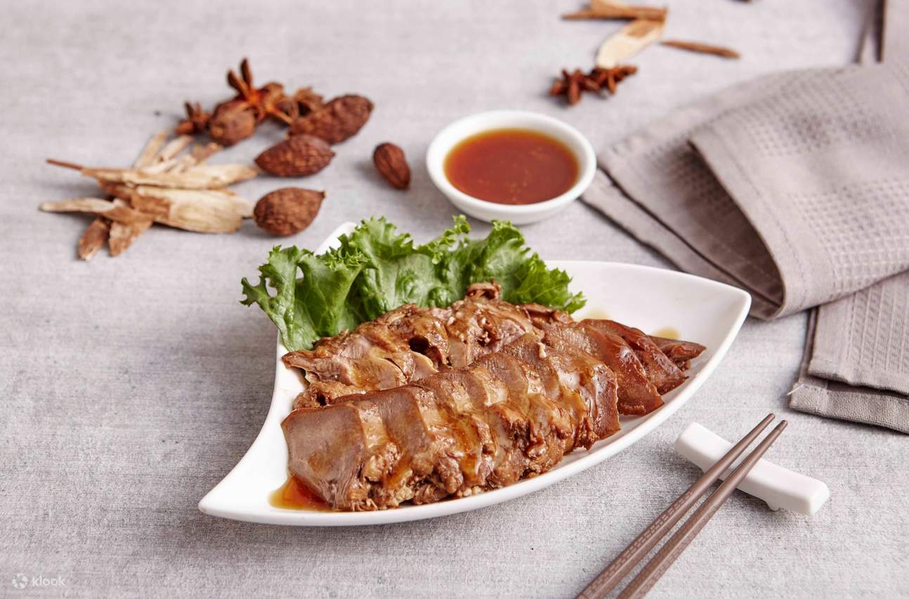 Truly Taiwanese Cuisine in Taipei