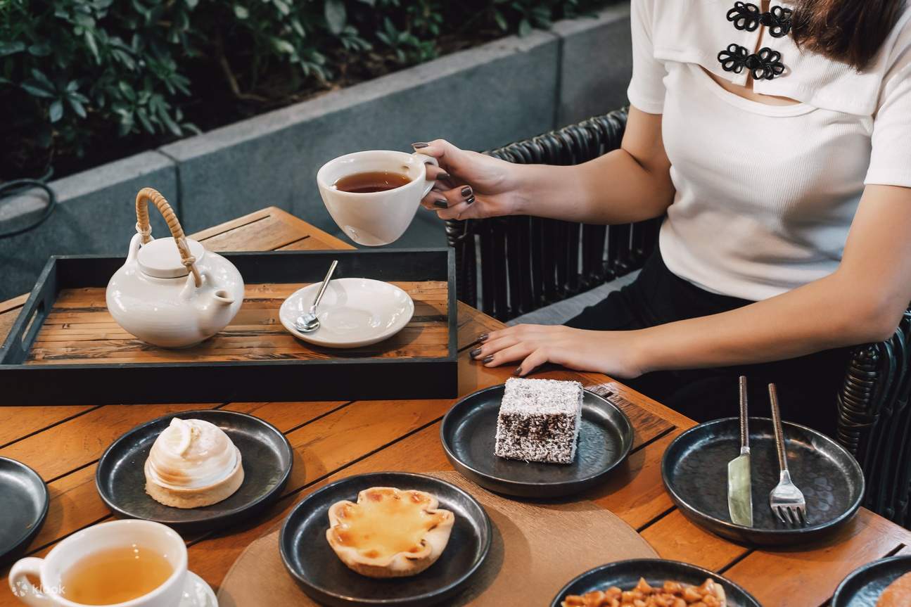 Course Set at Siam Tea Room at Bangkok Marriott Marquis Queen's Park ...