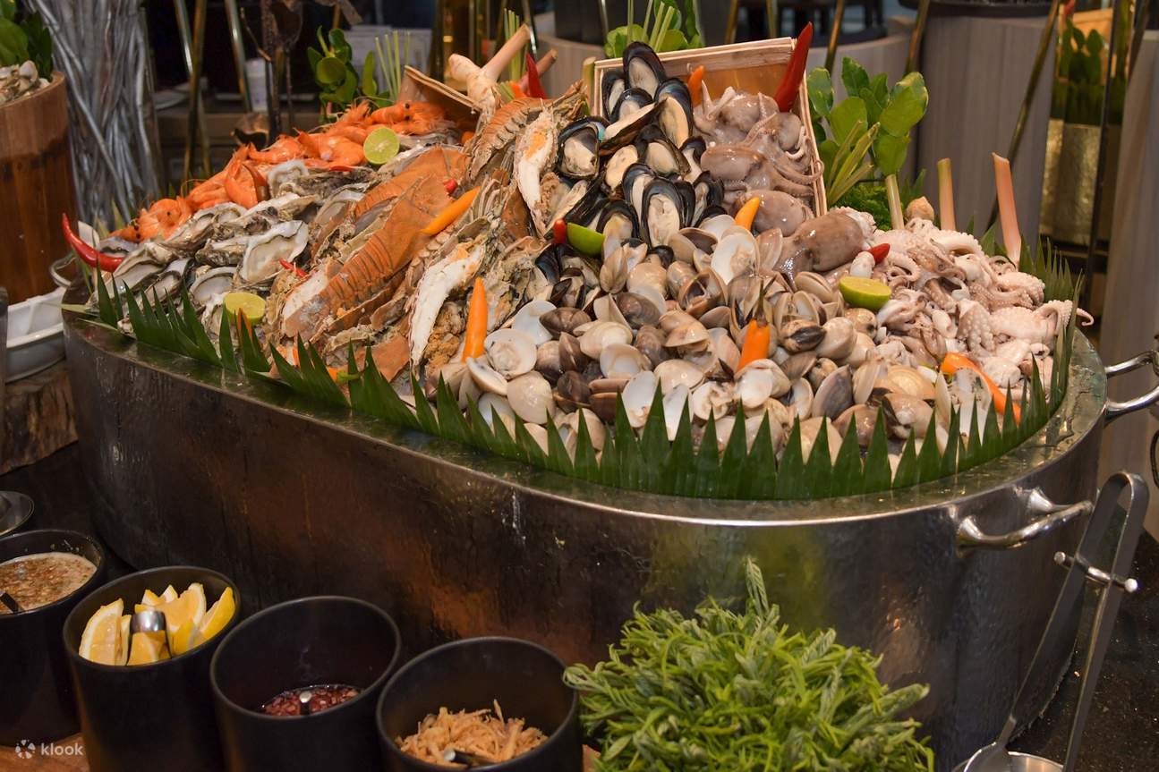 Seafood Splash Buffet in Chatrium Hotel Riverside Bangkok