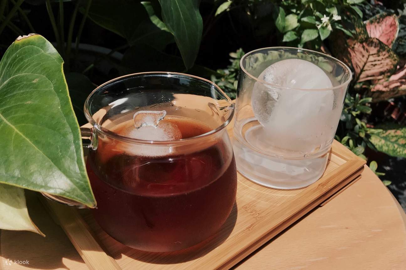 Nous Deux Cafe at Dongmen Station, Taipei, Taiwan