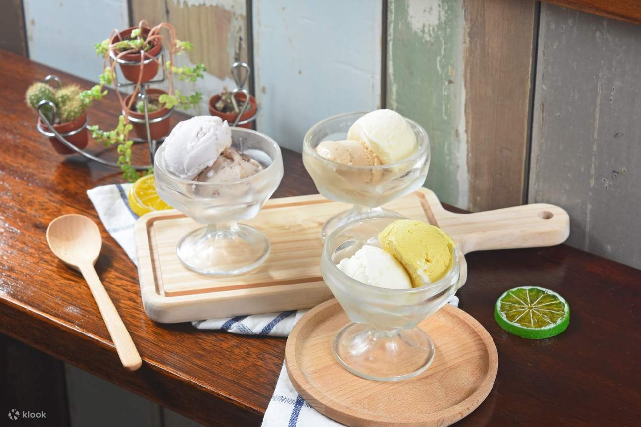 Classic Ice Cream at Snow King Ice Cream in Ximen Station, Taipei ...