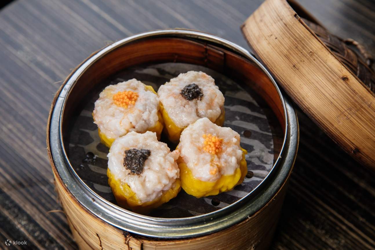 Chau Kee Toast Paradise Set with Priority Pass and Chau Kee Signature ...