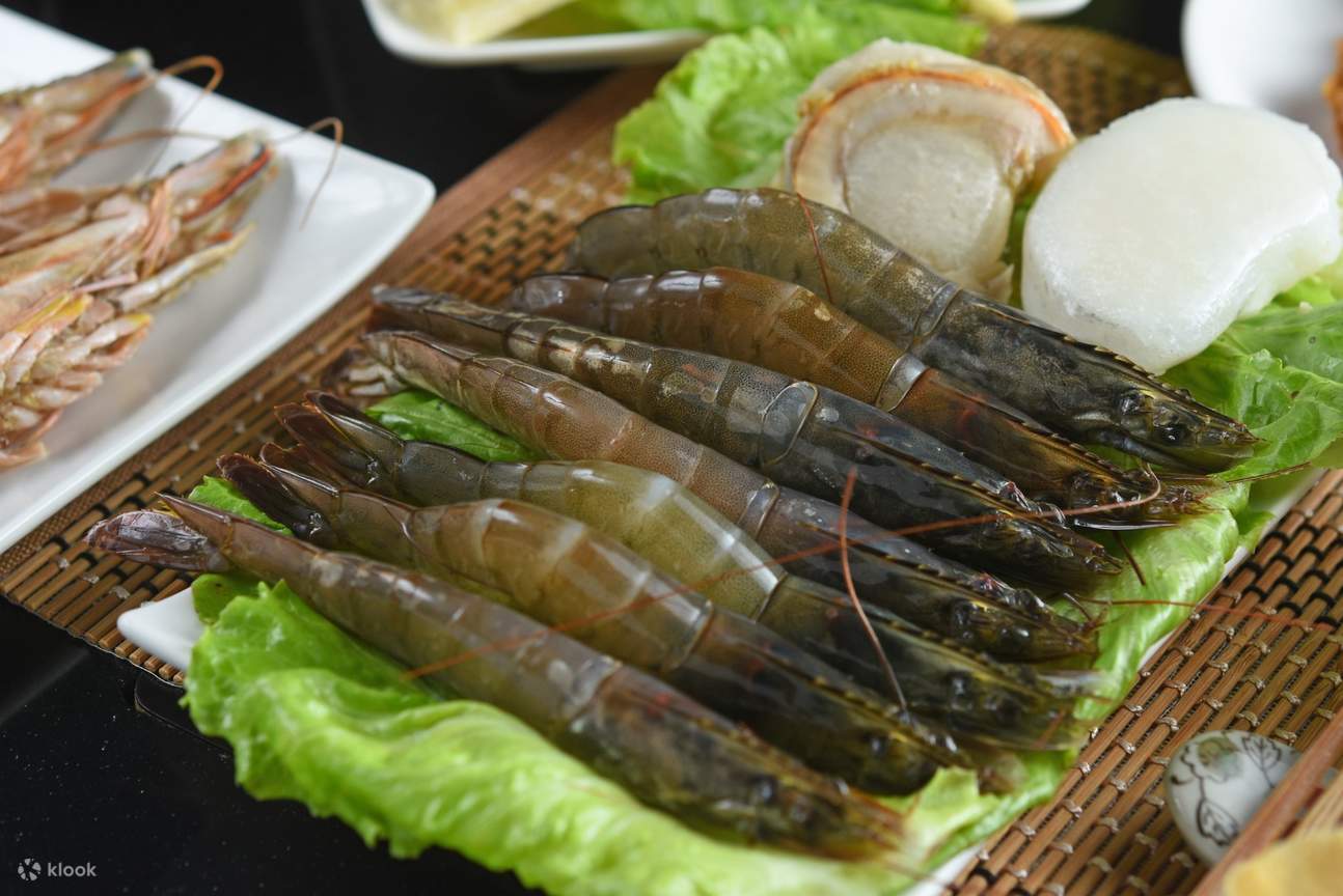 Tianmu Ningji Spicy Hot Pot at ZhongXiao Dunhua Station in Taipei ...