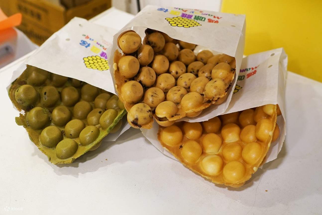 Egg Puffs with Drinks at Mammy Pancake in Tsim Sha Tsui East