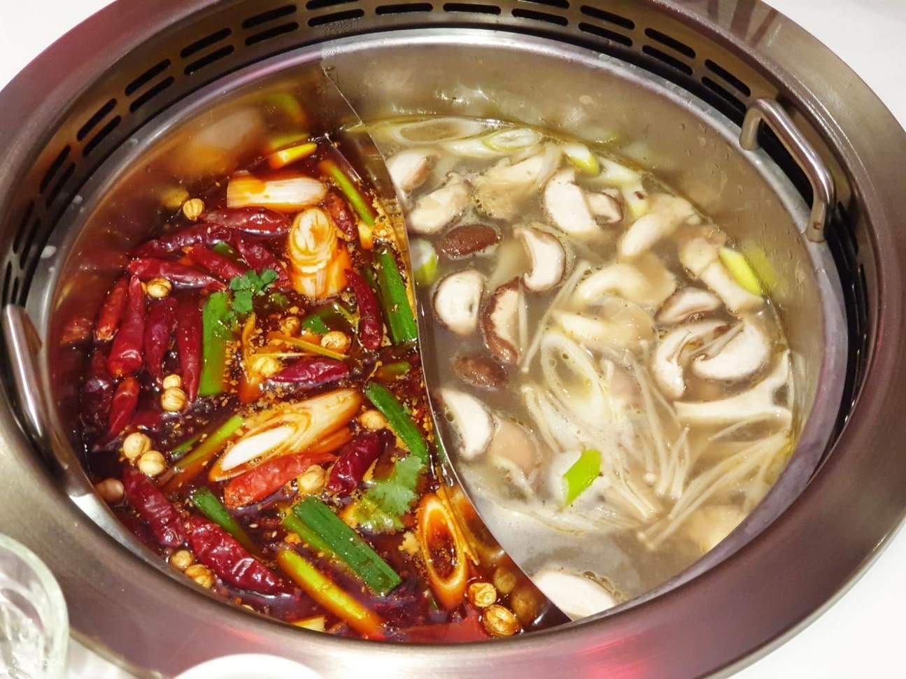 Huo Yan Shan Hotpot in Tseung Kwan O - Klook United Kingdom UK