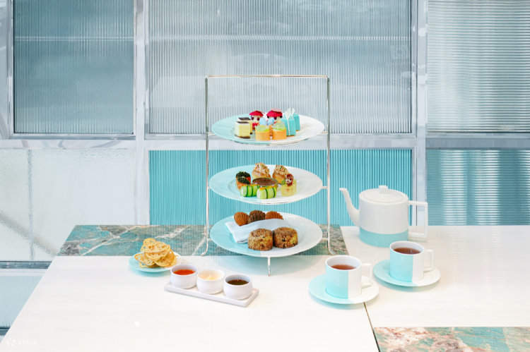 The Tiffany Blue Box Cafe in One Peking