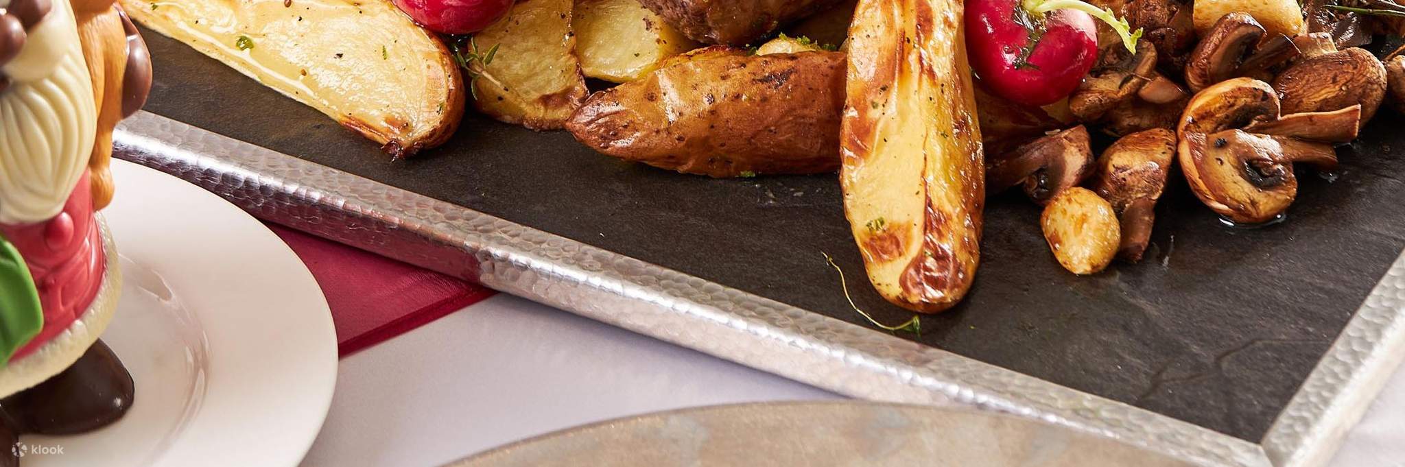 The Rain Tree Cafe, The Plaza Athenee Hotel Bangkok - Klook