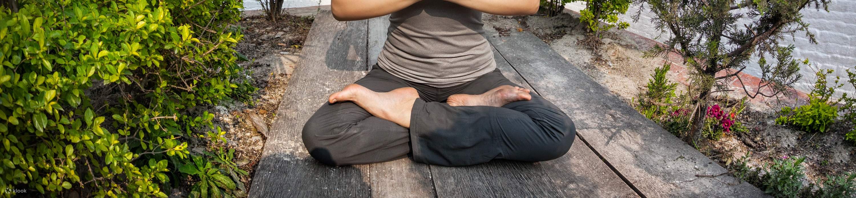Tìm sự thanh thản trên dãy Himalaya: Khóa tu Yoga ở Nepal - Klook Việt Nam
