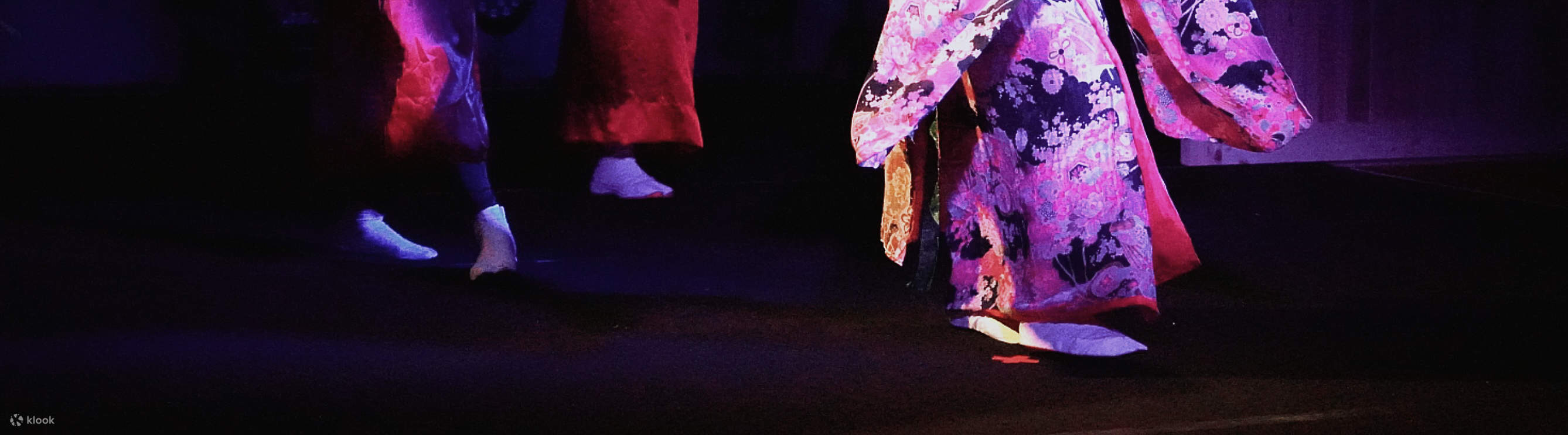 Tokyo: Japanese song and dance cultural performance at Tokyo Tower ...