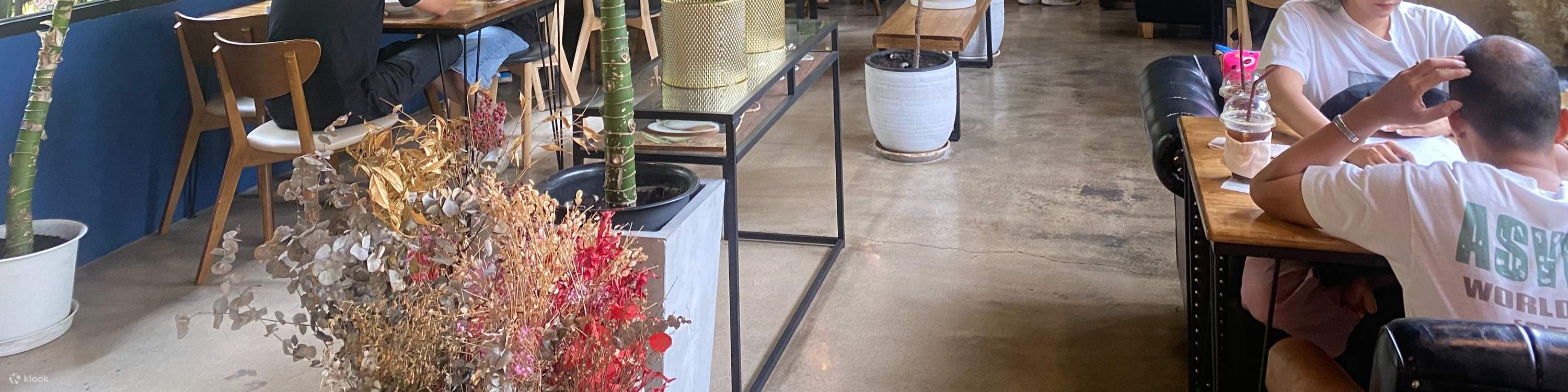 Meet u cafe in Bangkok - IG cafe with natural environment in Bangkok ...