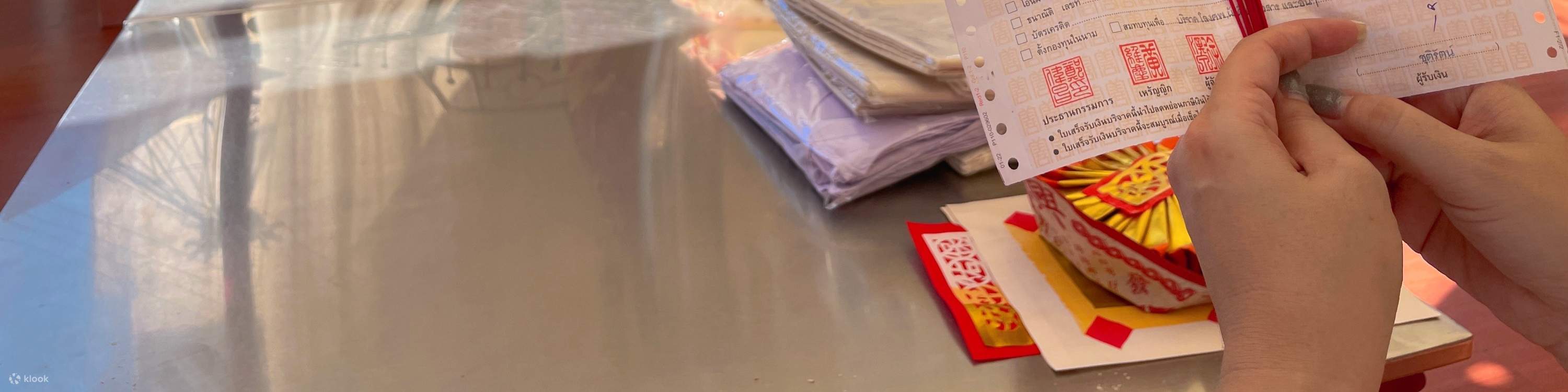 Bangkok Poh Teck Tung Foundation Make a Wish with Praying Service ...