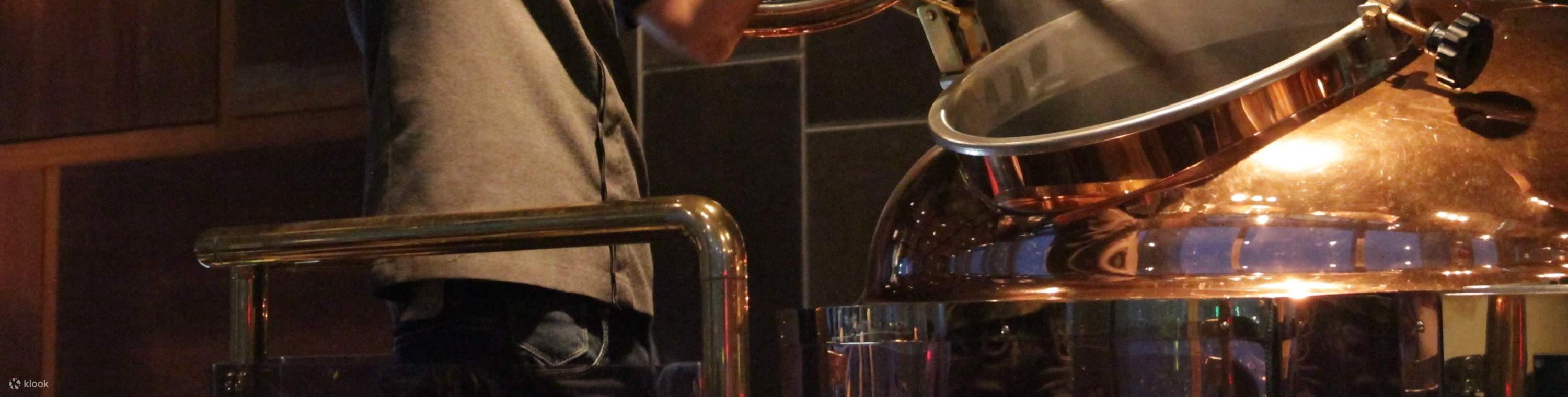 Brewery Tour at Singapore LeVeL33 - Klook Singapore