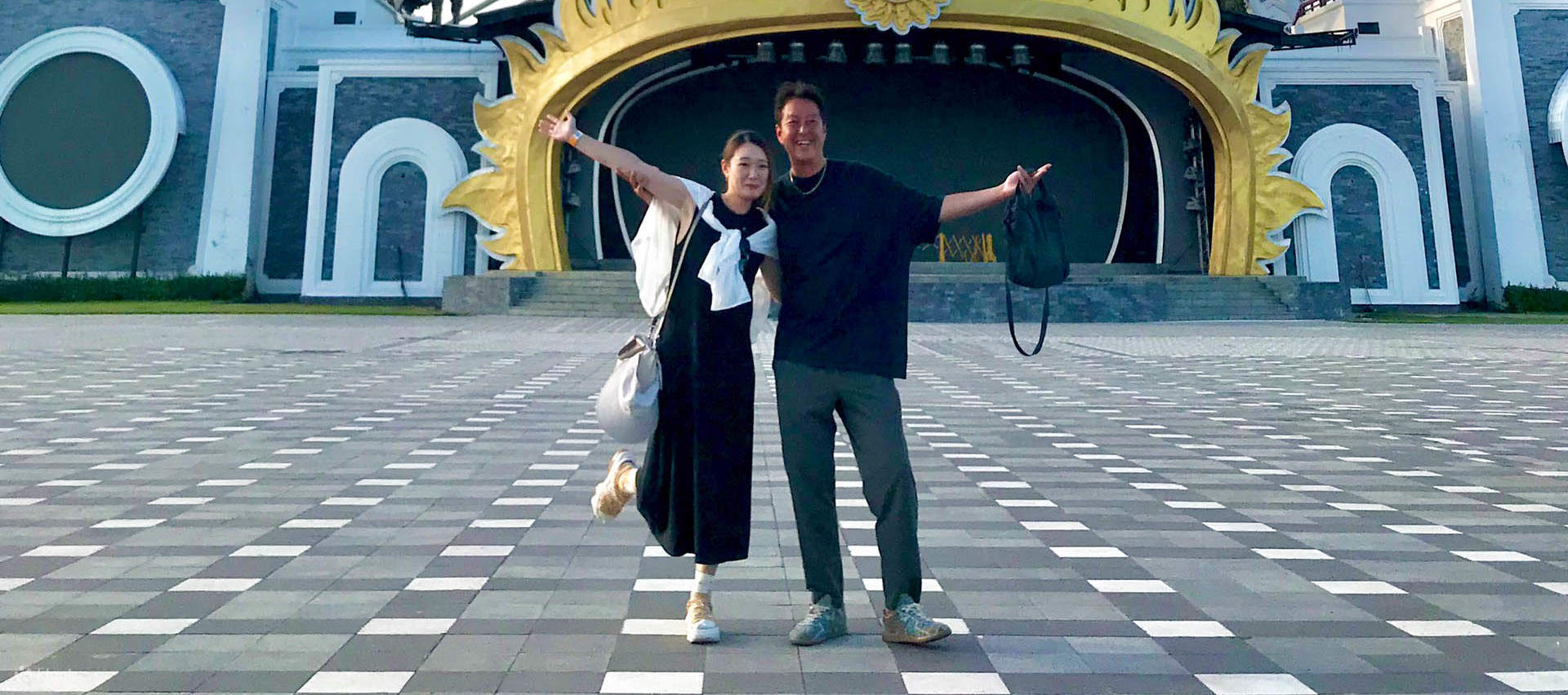 Da Nang Nightlife, Sun Wheel Ride and Dinner from Da Nang - Klook