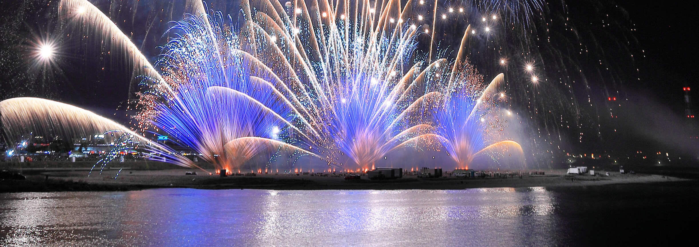 The 37th Yatsushiro National Fireworks Competition One-day Tour ...